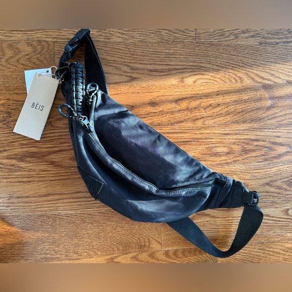 BEIS | Bags | New With Tags Beis The Sport Pack Fanny Pack In Black ...
